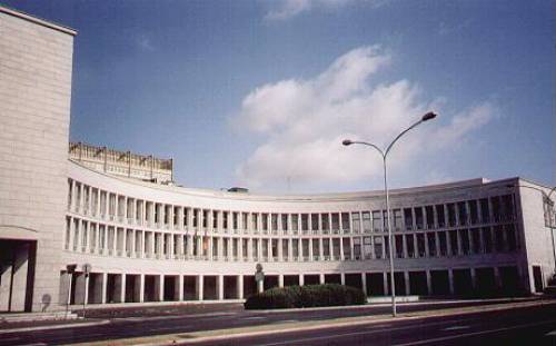 Open Eur. A Roma visibili per due giorni palazzo e collezione dell’Inps ...