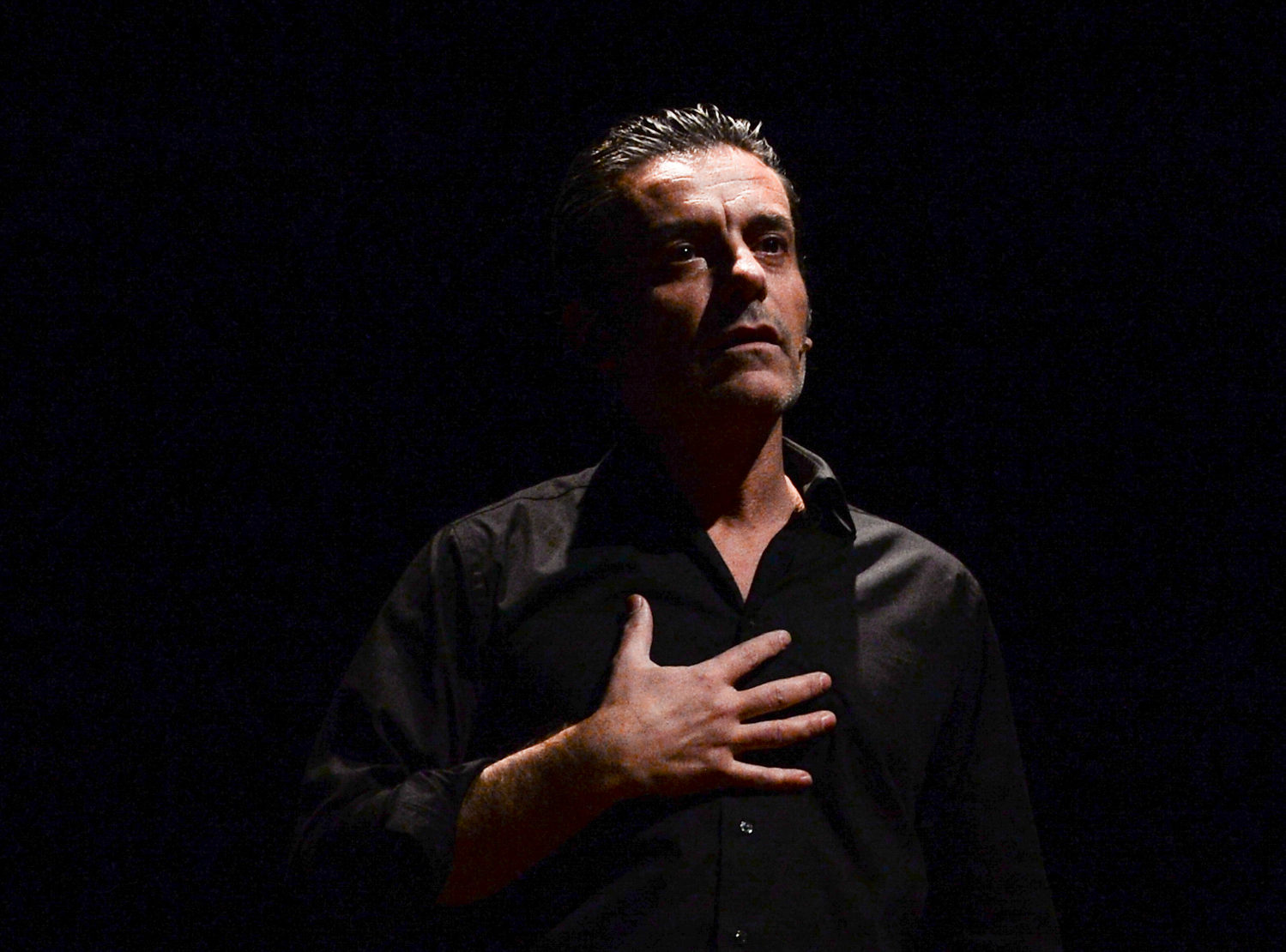 A piedi nudi nell'arte, inno a uno sguardo "differente" exibart.com