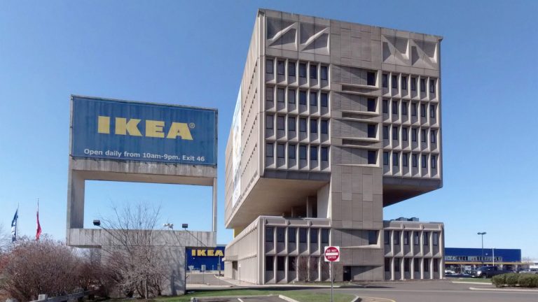Il Pirelli Tire Building progettato da Marcel Breuer diventerà un hotel