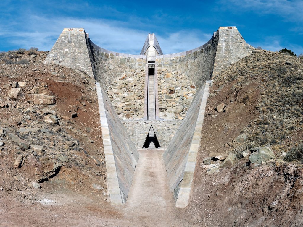 Land Art: Star Axis, opera dell’artista Charles Ross, completata dopo ...