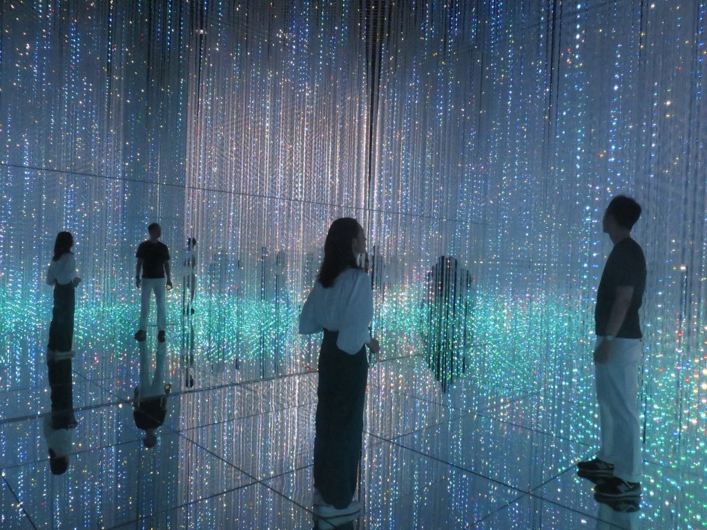 Light Shower: la nuova installazione di TeamLab a Shanghai
