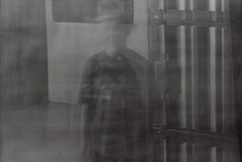 “Io|N”, la personale dedicata al maestro dell'off-camera Fabio Sandri