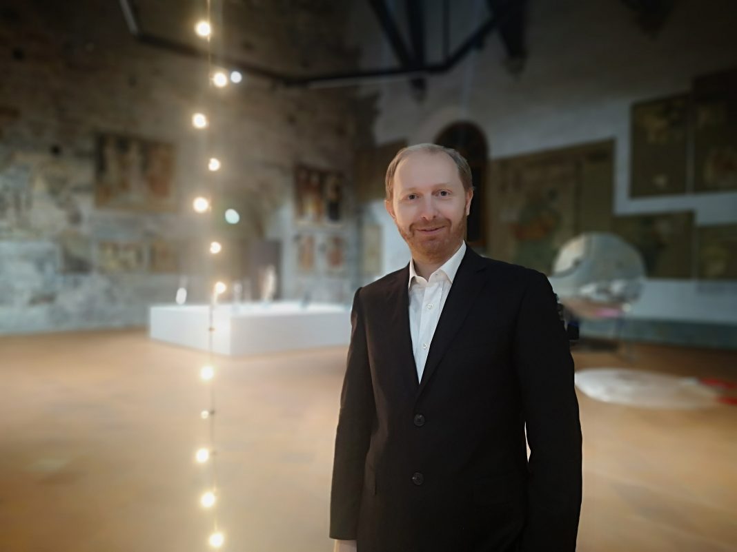 Yayoi Kusama: i numeri, le aspettative e il racconto di Stefano Raimondi