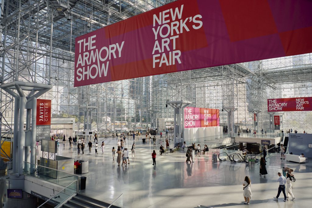 Colpo di scena: Frieze acquisisce The Armory Show ed Expo Chicago