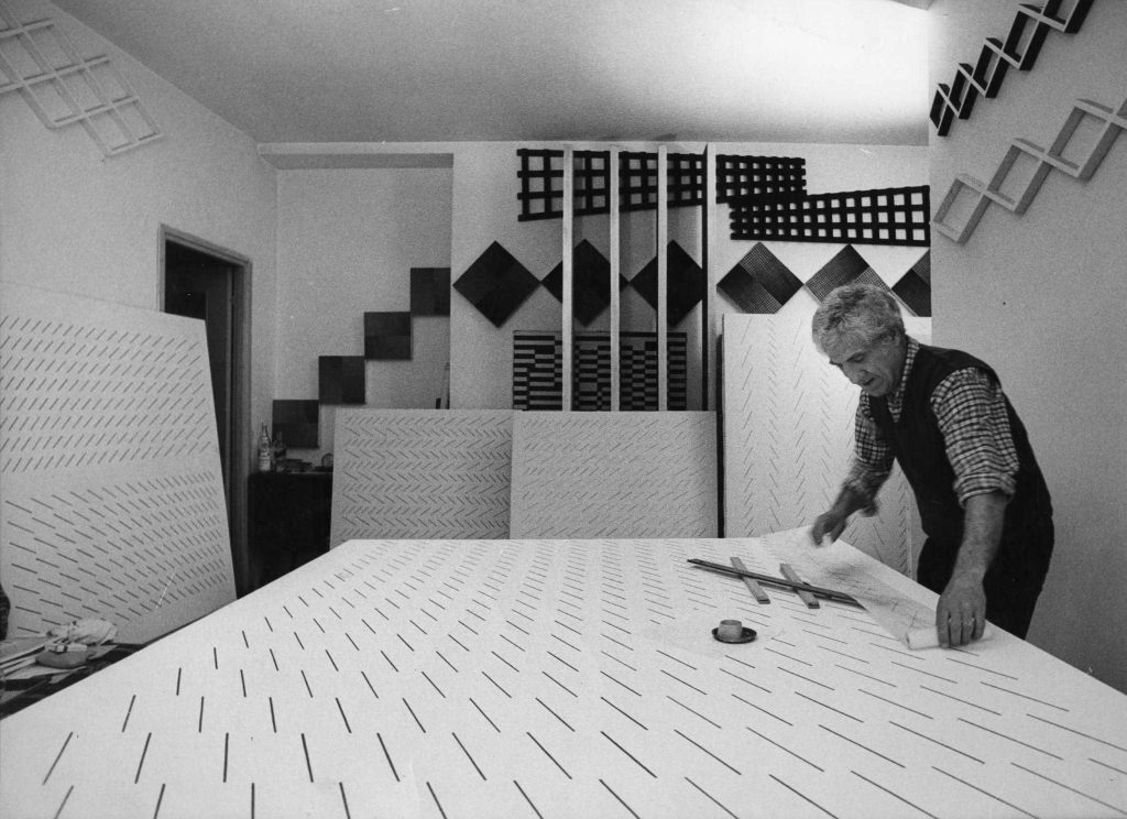 Mario Nigro: la grande mostra a Milano che ricorda i 30 anni dalla ...