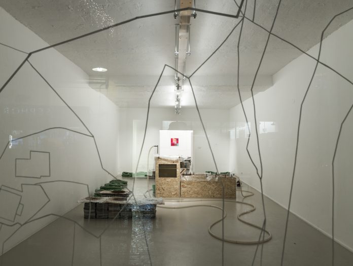 Milica Tomić con Ana Bezić: una vasca di flottazione in mostra a Bolzano