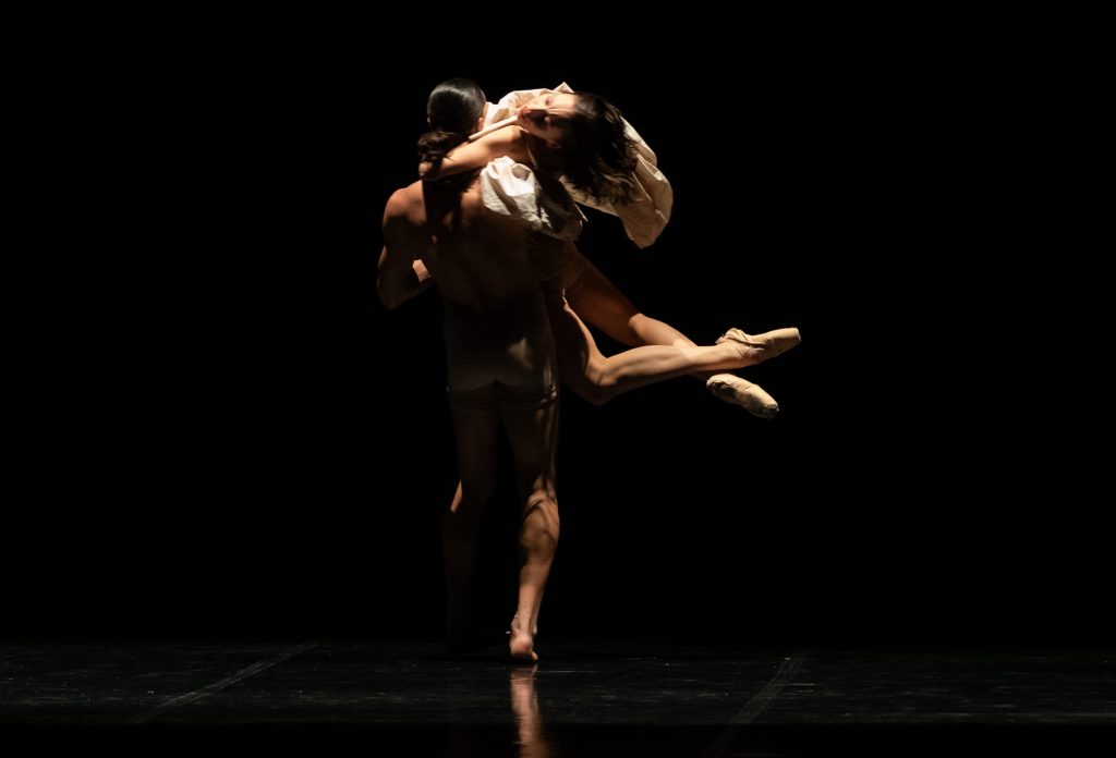 Il rituale delle tarante: Nicola Simonetti reinventa la danza liberatoria