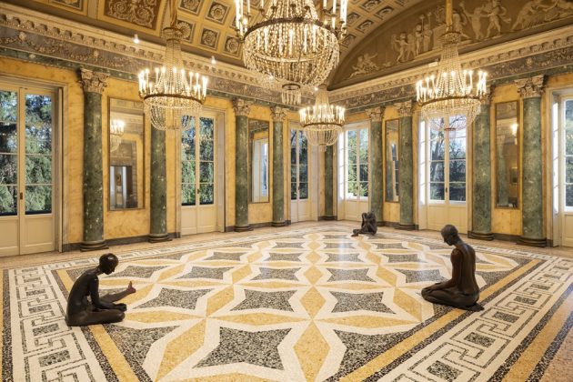 Tempo, memoria e condizione umana. La mostra di Ugo Rondinone a Milano