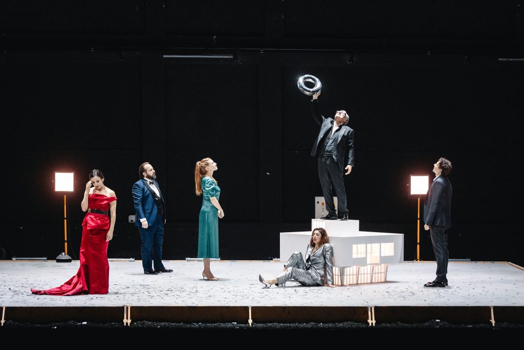 Solness e il demone del successo: un Ibsen in chiave contemporanea