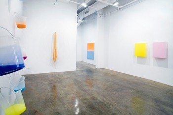 MIKE WEISS GALLERY - exibart.com